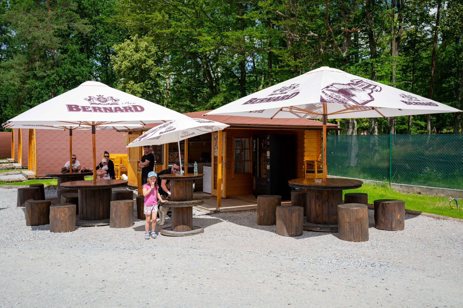 LOG CABIN CAMPING Zvikov Village (EN) - Srubový Kemp Zvíkov Village